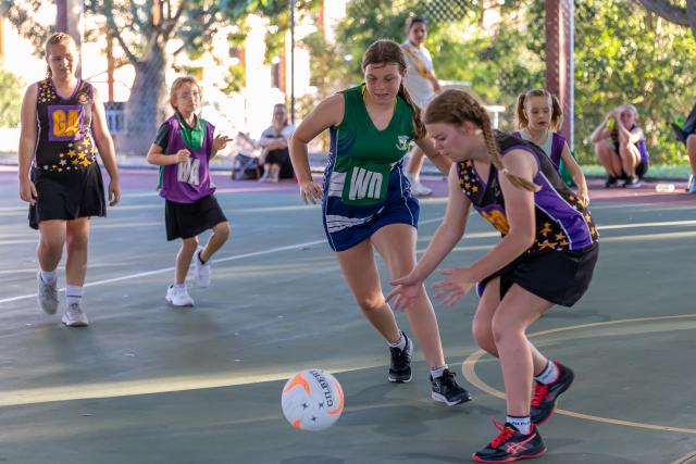 Netballers play on - Gympie Today