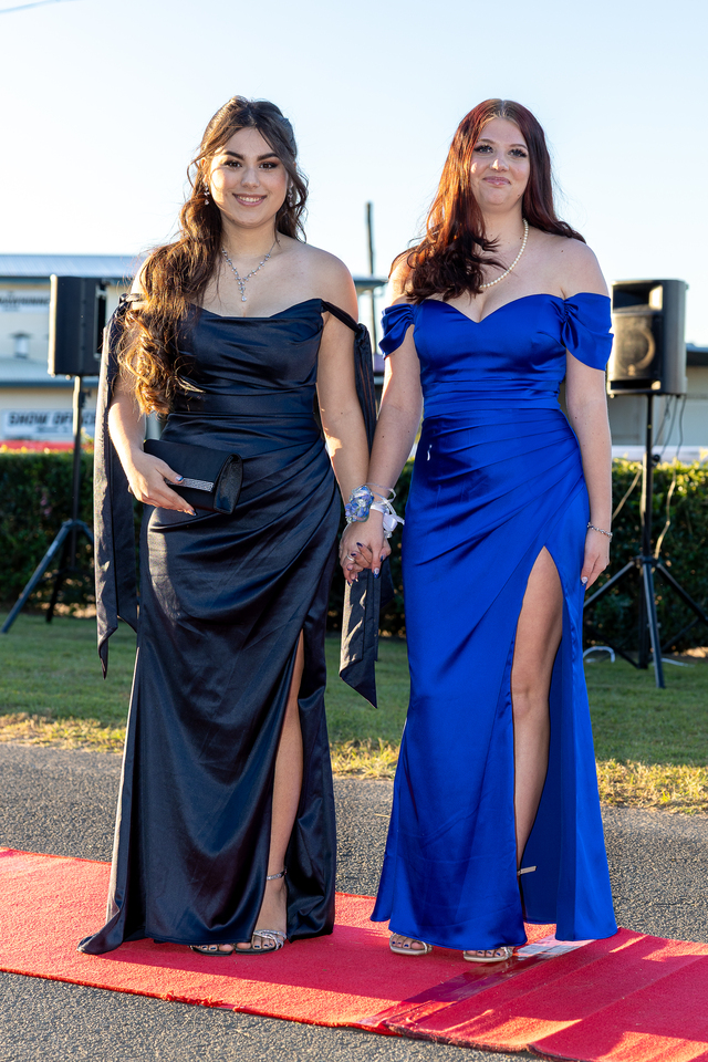 Student's night of glamour and celebration - Gympie Today